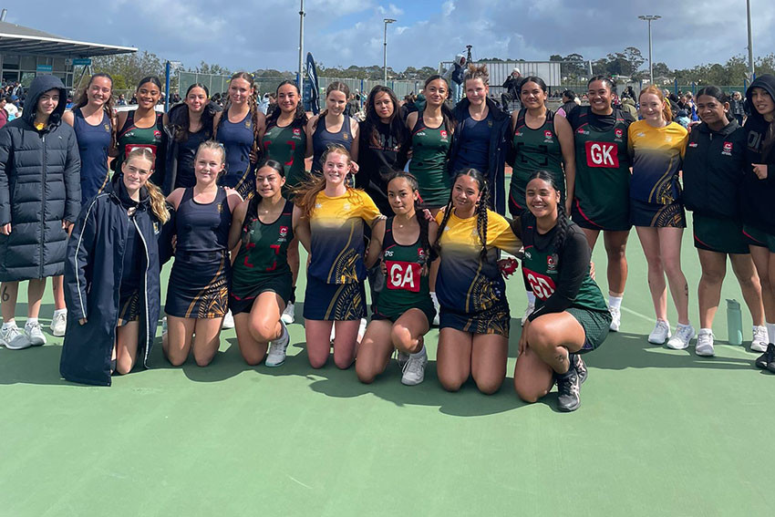 Senior Netball Team - Big effort at UNISS - Recent News - Onehunga High